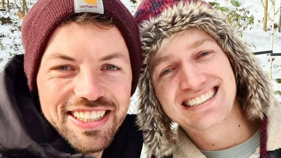 First Dates-baby op komst voor Sam en Dennis - TVgids.nl