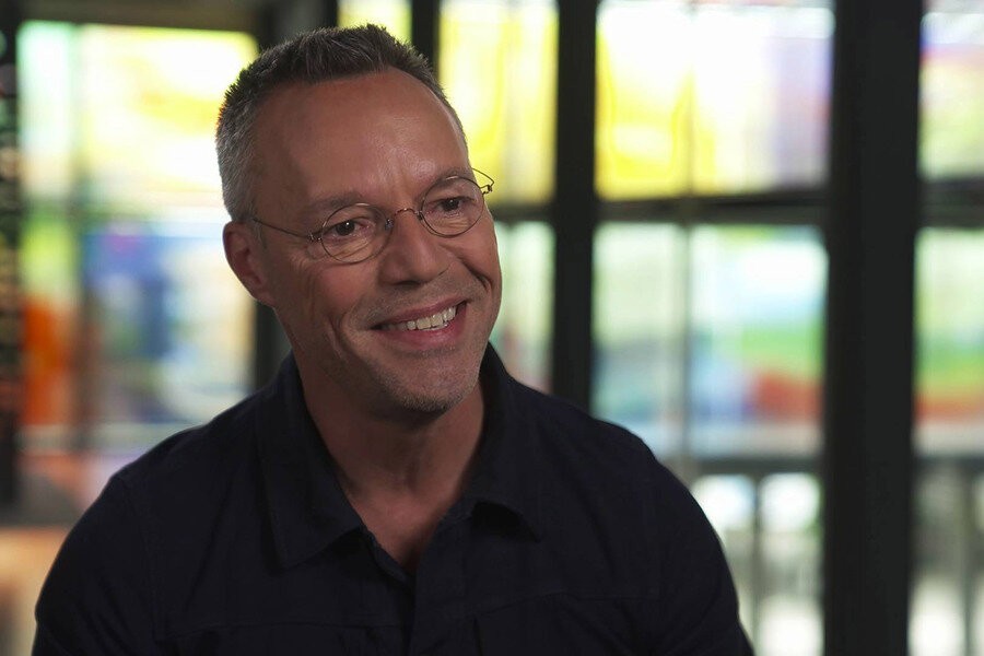 Hans Goedkoop in de spotlights in uitzending van het door Han Peekel ...