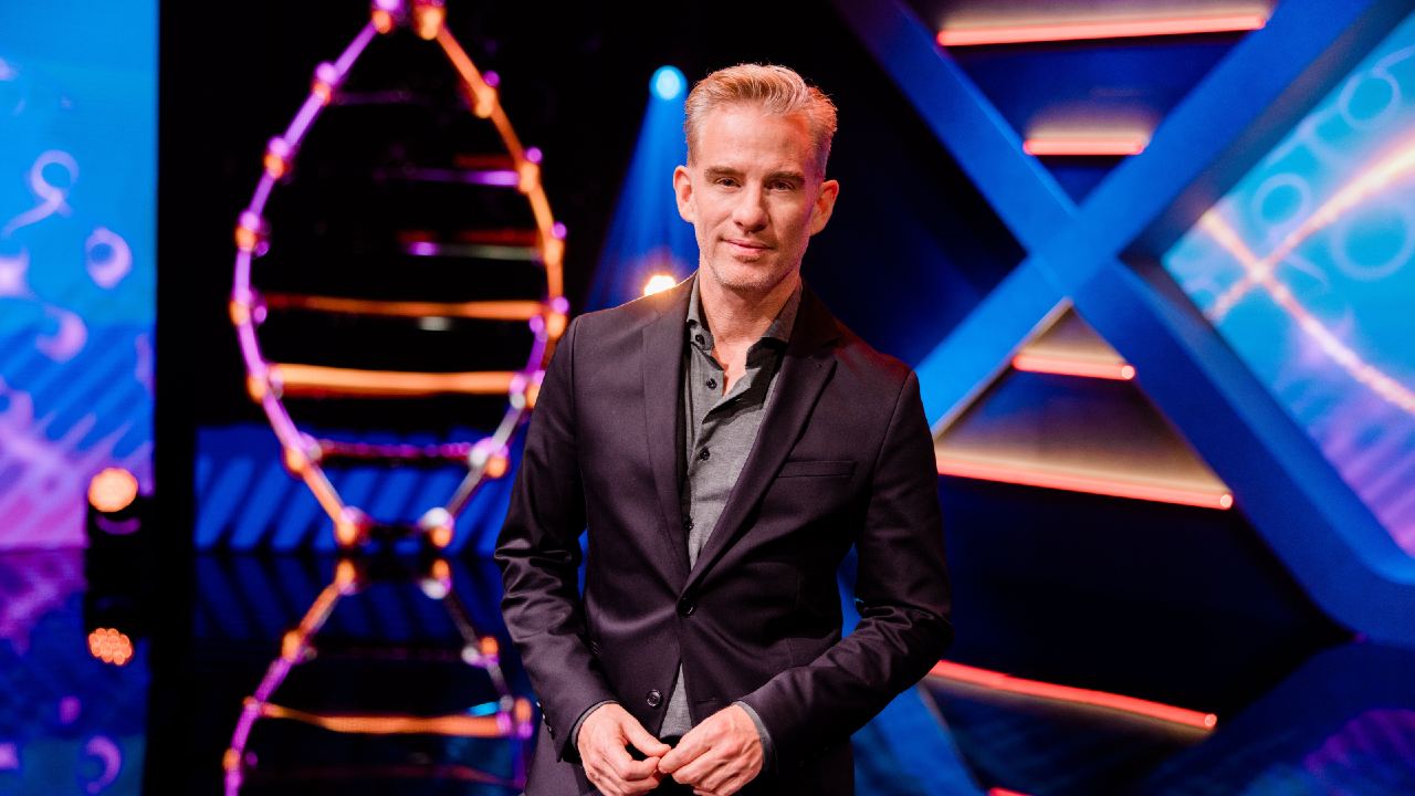 Art Rooijakkers presenteert DNA Singers: 'Groot cadeau dat ik mijn werk ...
