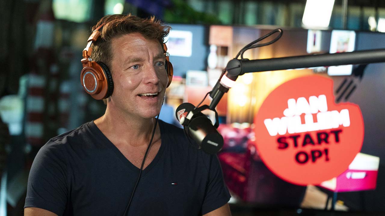 Jan-Willem Roodbeen schittert binnenkort in First Dates - TVgids.nl