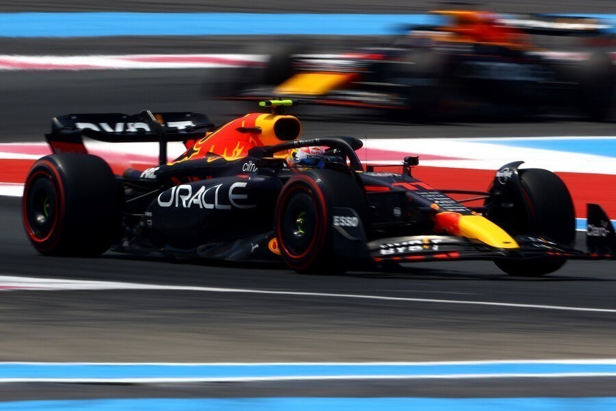 Max Verstappen zet zijn beste beentje voor tijdens GP van België - TVgids.nl