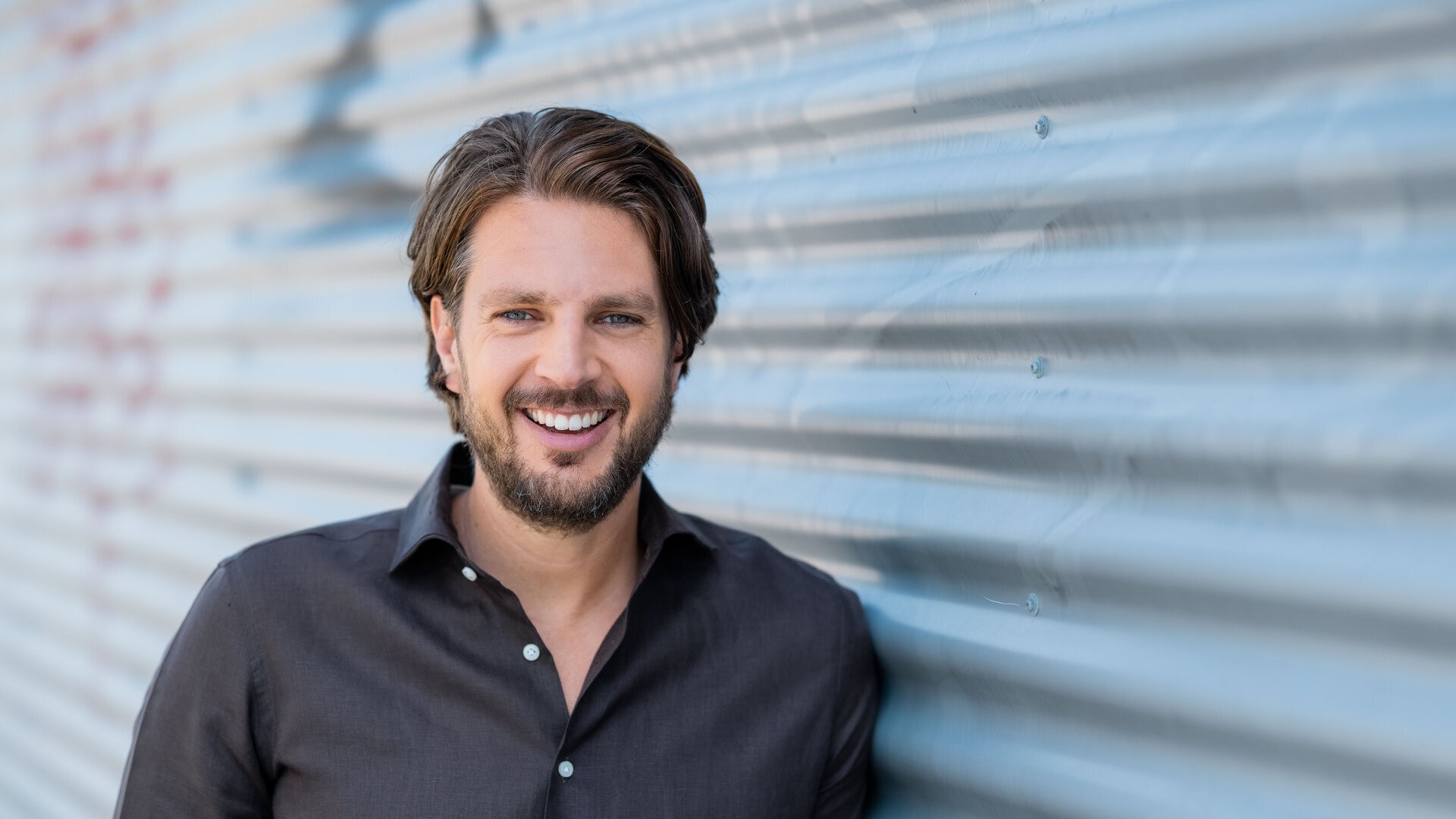 Renze Klamer mag de zomeravonden van RTL4 vullen met zijn talkshow ...