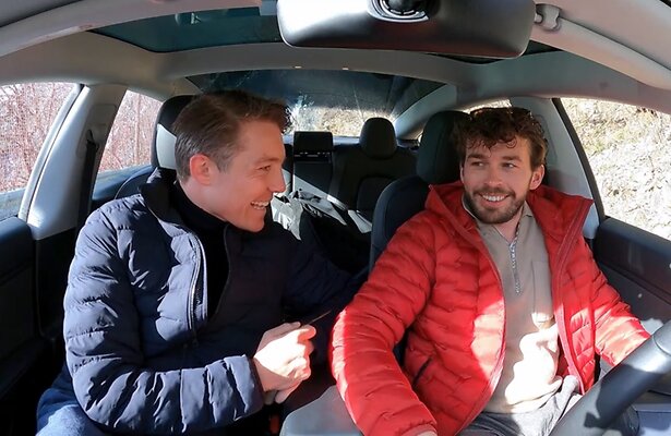 Winter Vol Liefde-Benjamin krijgt een benauwd gevoel van Joshua - TVgids.nl