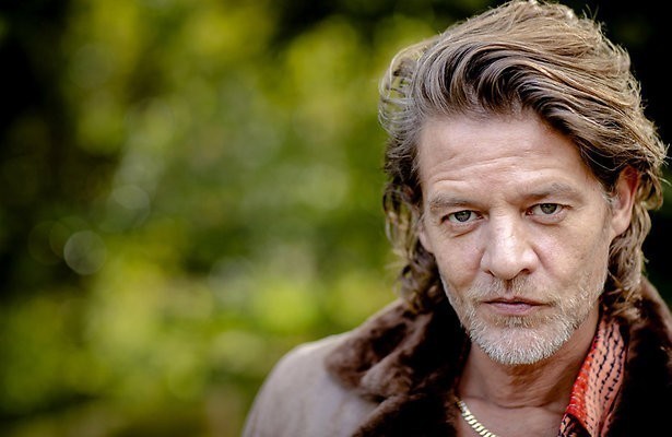 Tygo Gernandt reageert op social media-oplichting - TVgids.nl