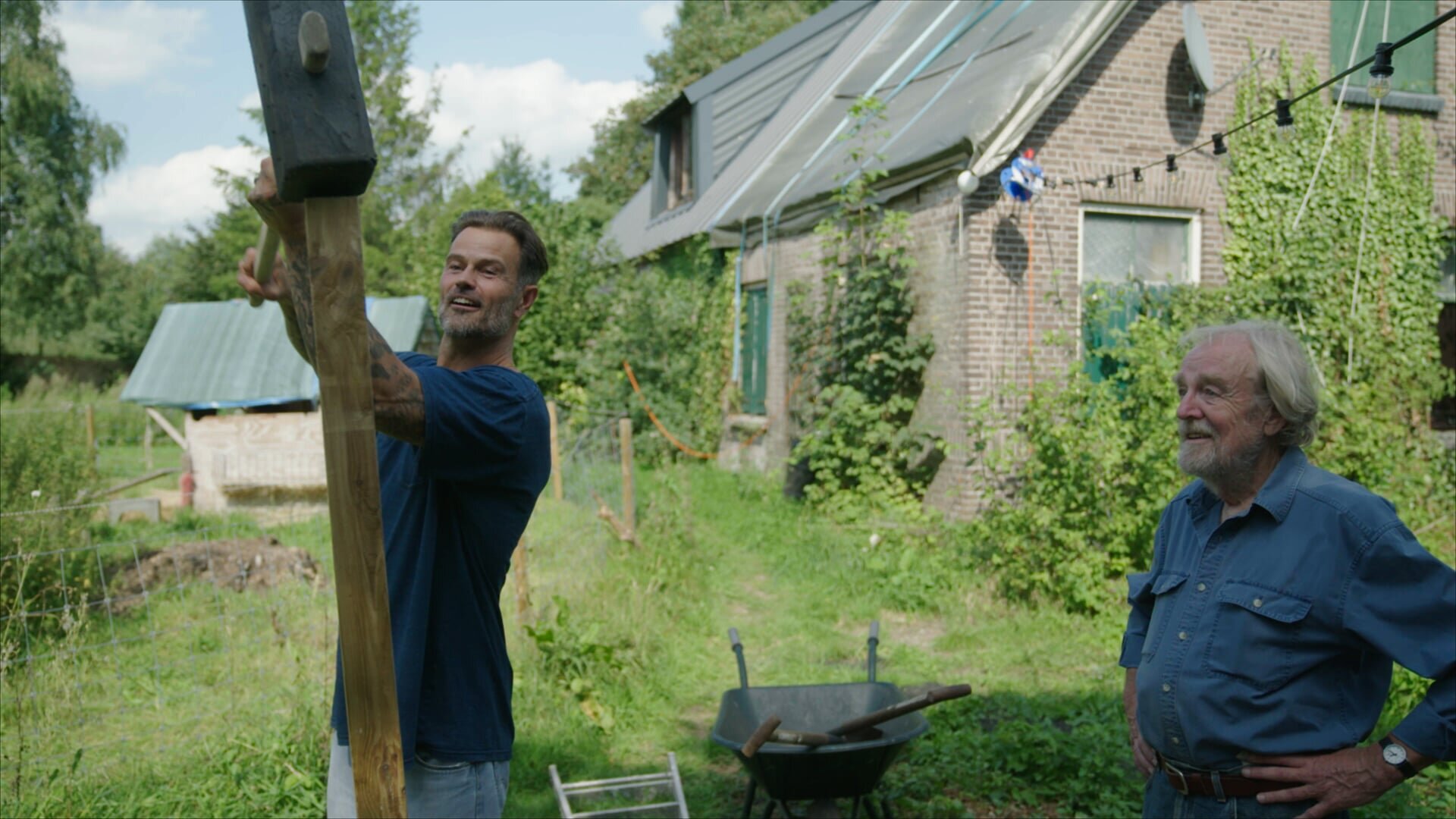 Raven van Dorst ontvangt 'tegenpolen' Arie Boomsma en Midas Dekkers in ...