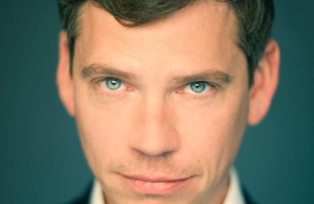 Jeroen Wollaars naar Nieuwsuur - TVgids.nl