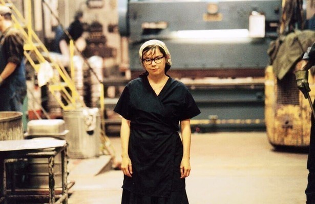 Björk droomt van Hollywood-musicals in Dancer in the Dark - TVgids.nl