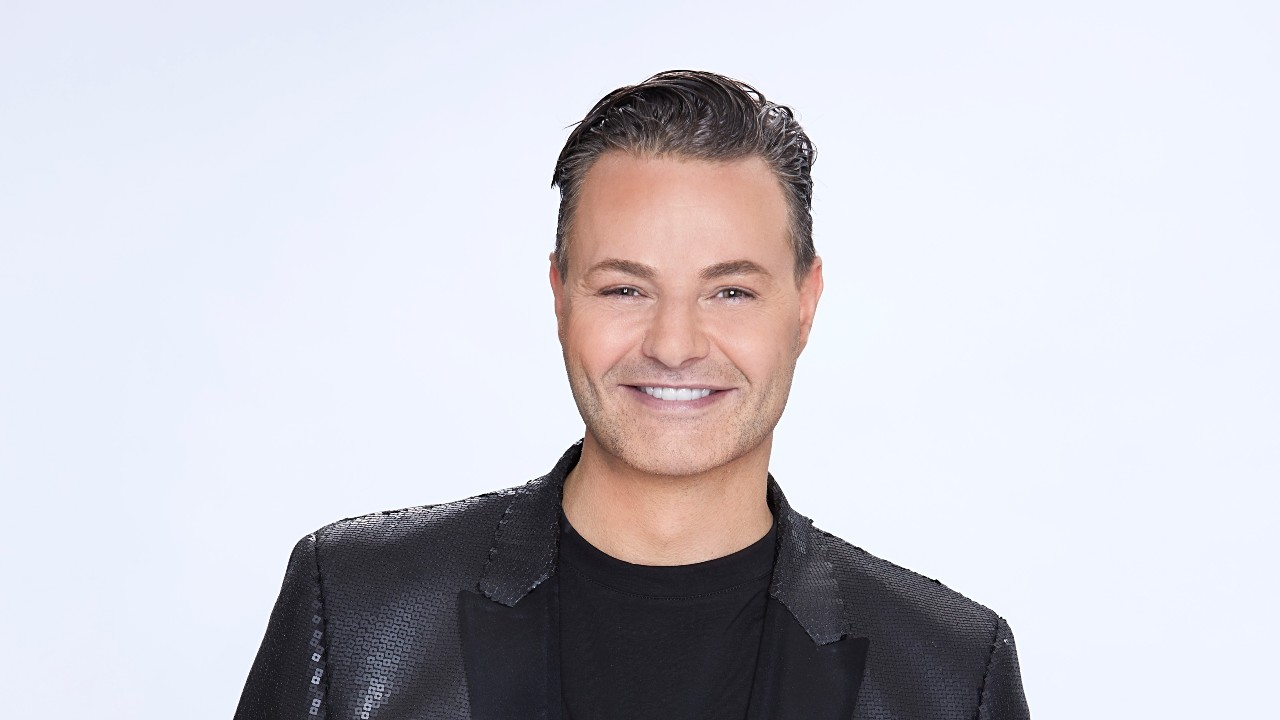 Fred van Leer doet een stapje terug: 'Met pijn in mijn hart' - TVgids.nl