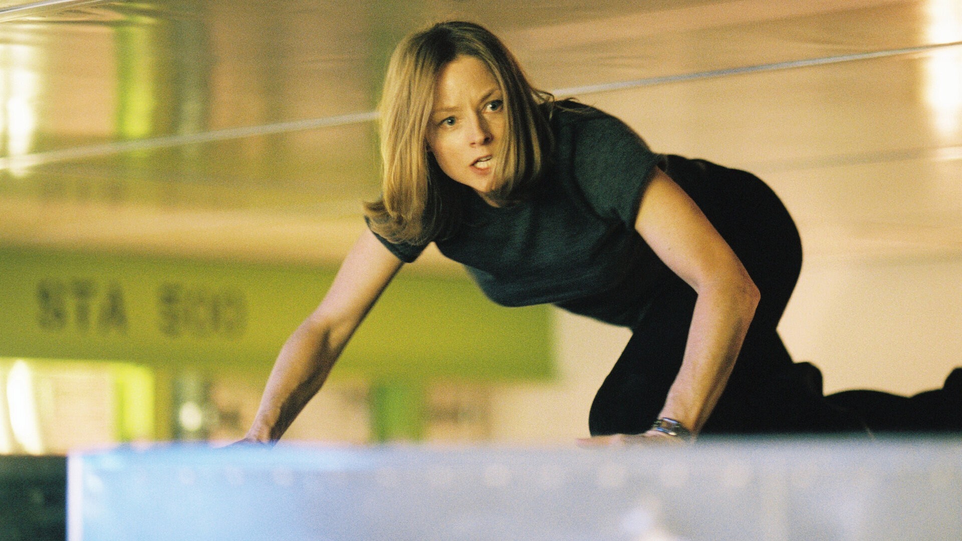 Jodie Foster zoekt haar dochter in thriller Flightplan - TVgids.nl