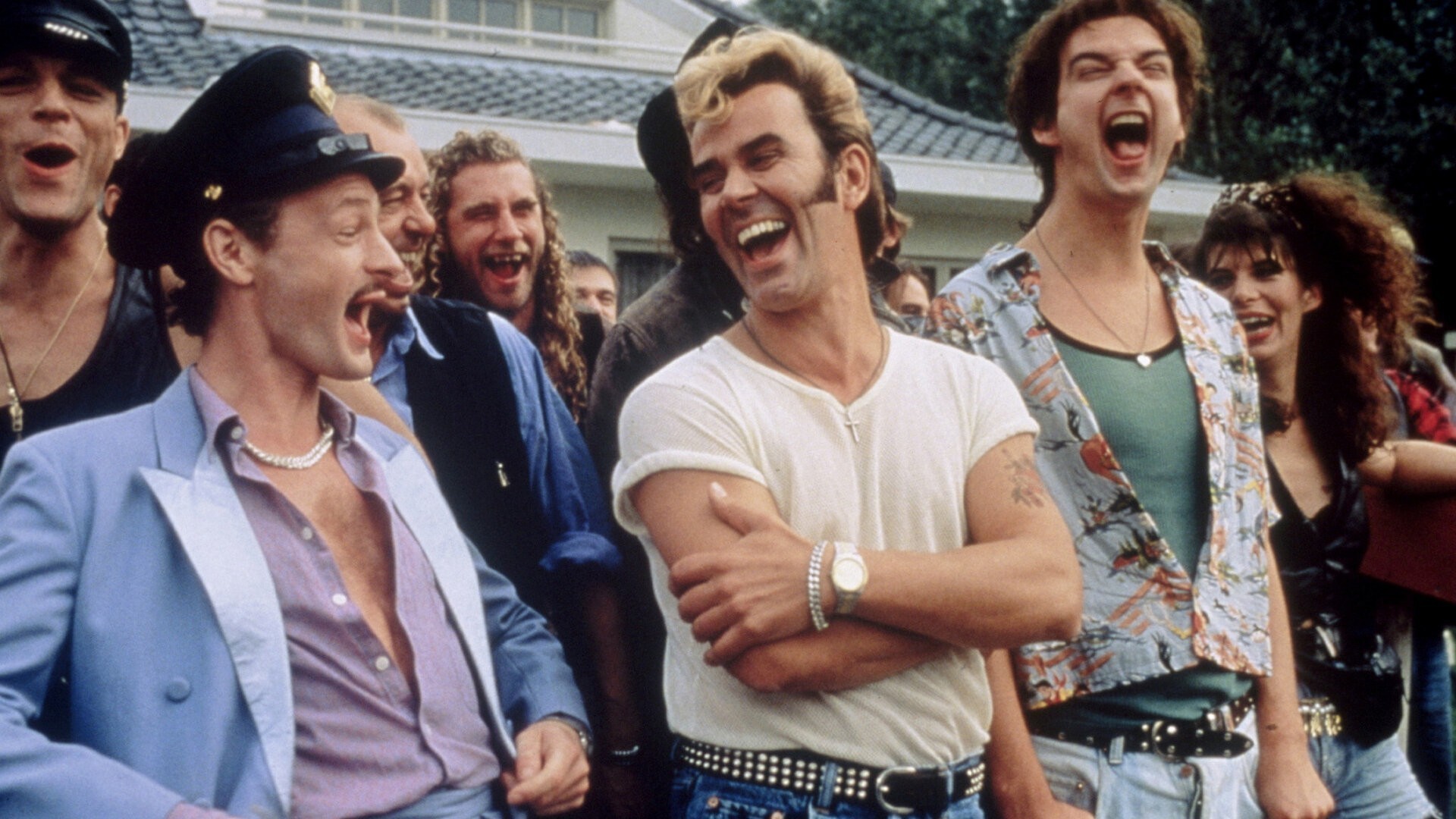 De Flodders zijn weer thuis in derde Flodder-film - TVgids.nl