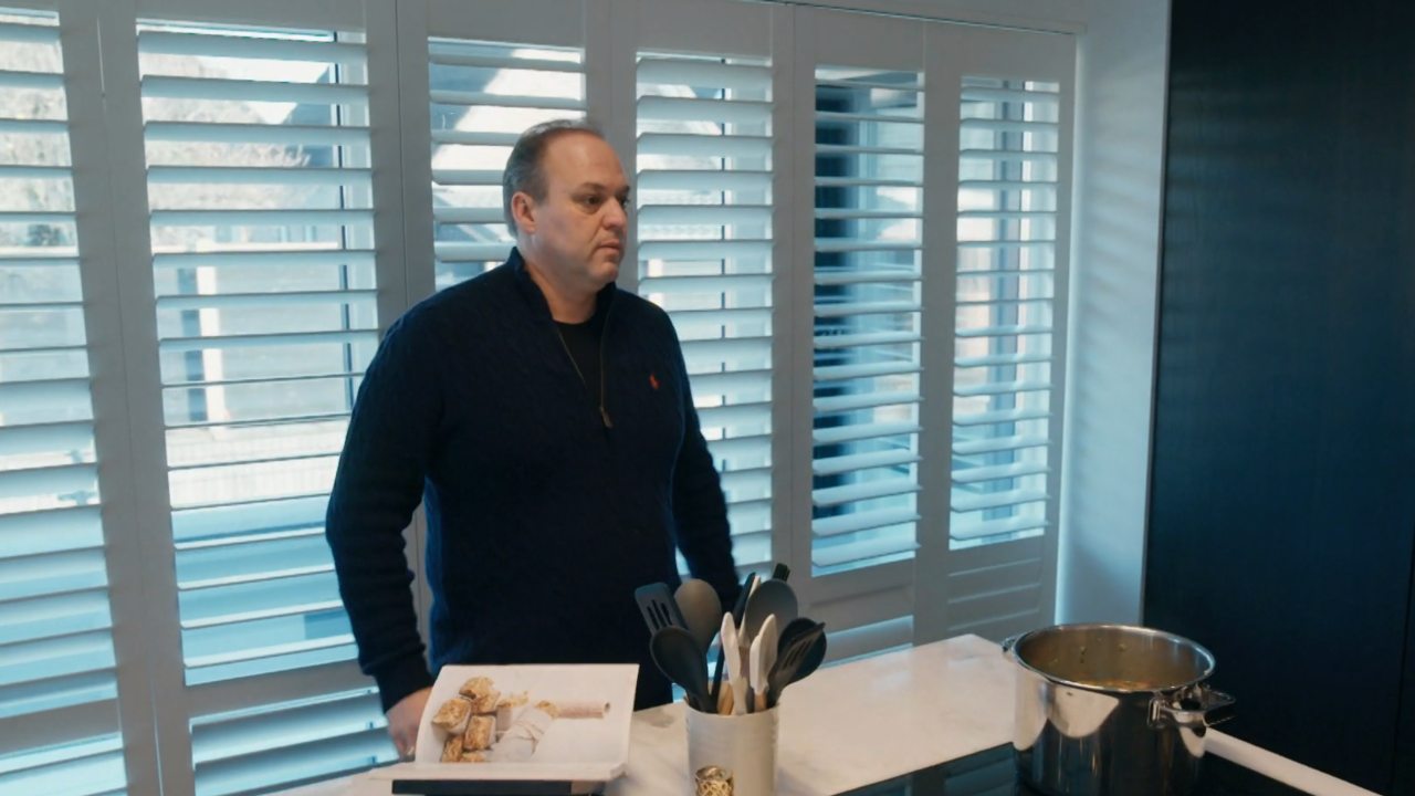 De 50-jarige Frans Bauer zit nog vol plannen in De Bauers - 20 Jaar Later - TVgids.nl