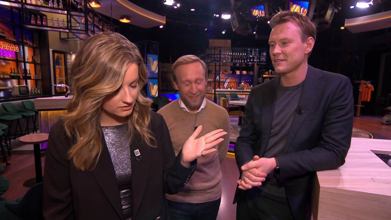 Hilarisch: Merel Ek, Sam Hagens en Raymond Mens repeteren voor de ...
