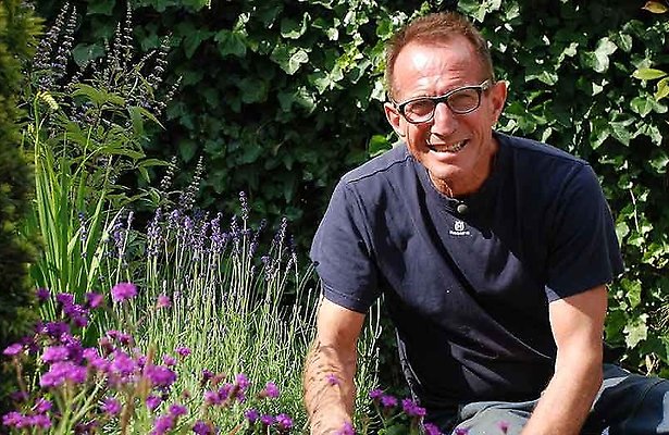 Tuinman Rob Verlinden was een wild seksbeest - TVgids.nl