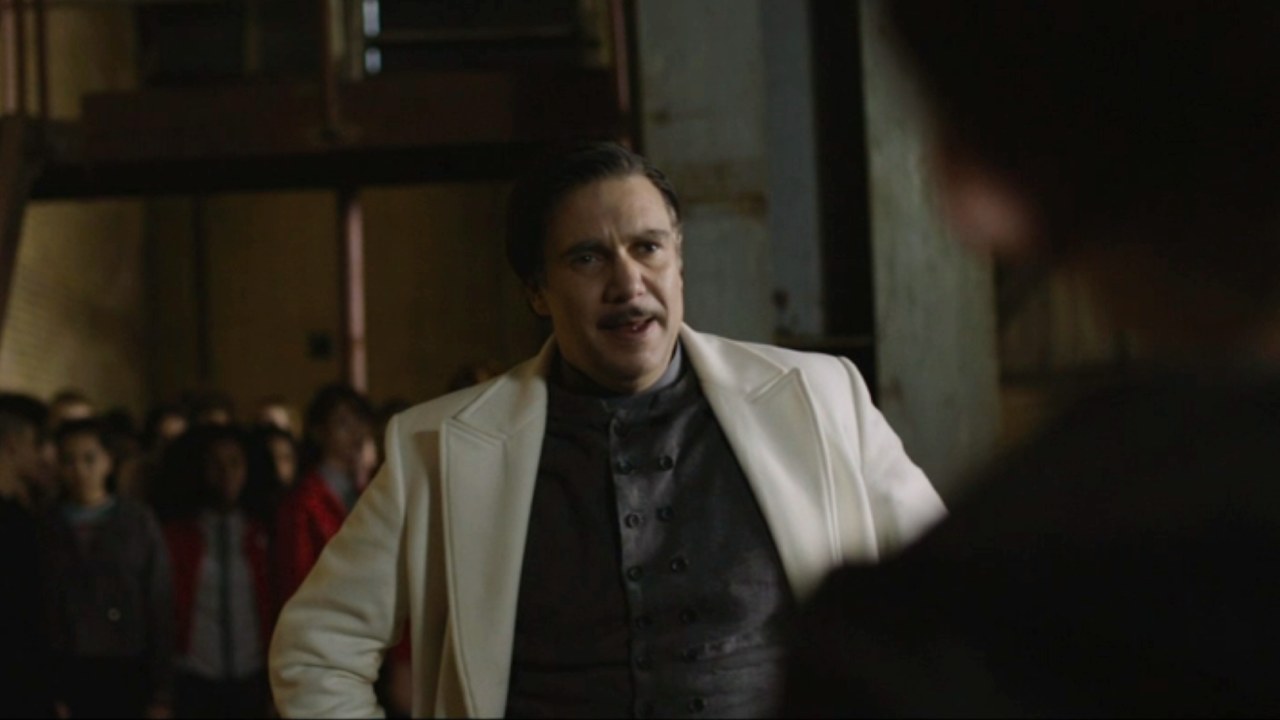 Roeland Fernhout laat alle lelijke kinderen opsluiten in De Club van ...