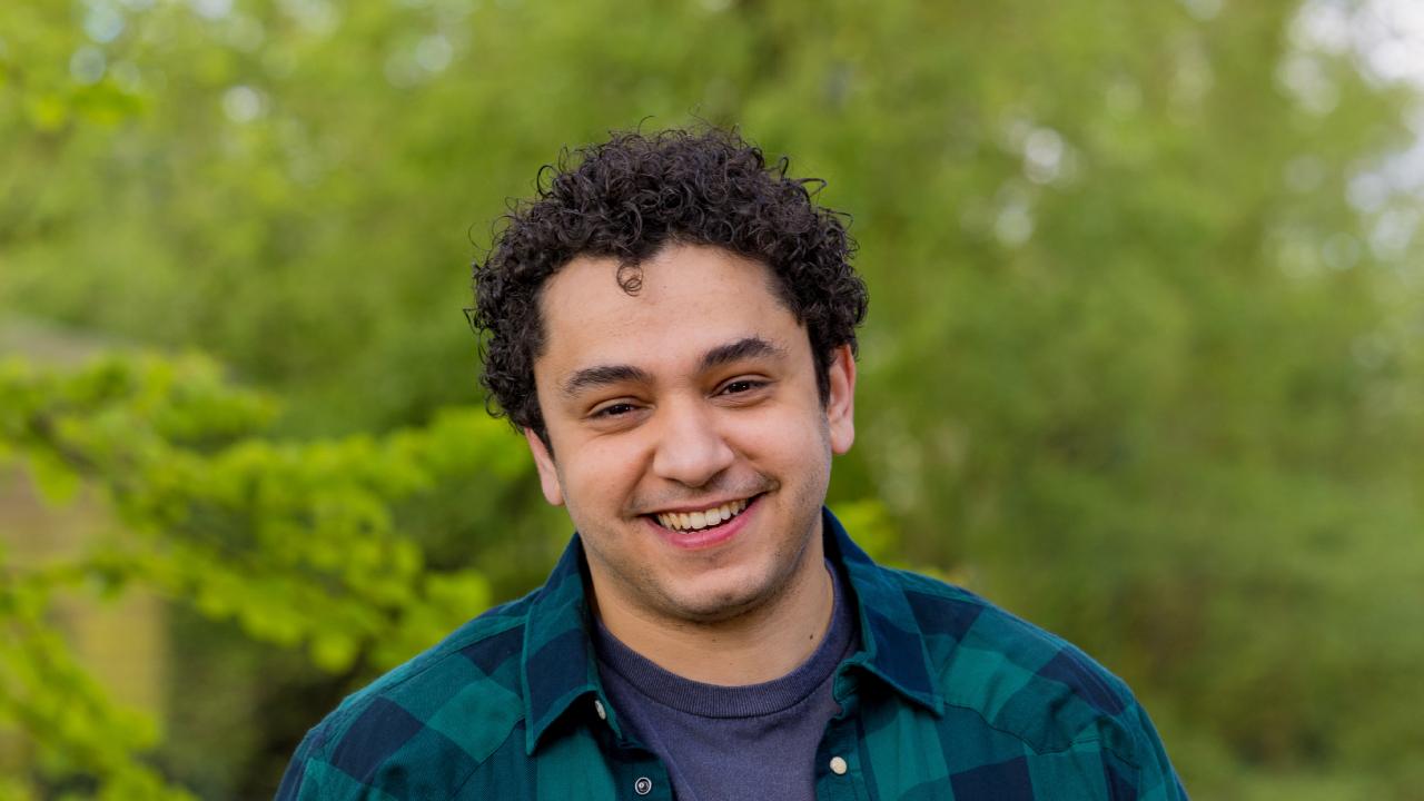 Sabri Saddik is bloednerveus voor een afspraakje in nieuwe uitzending ...