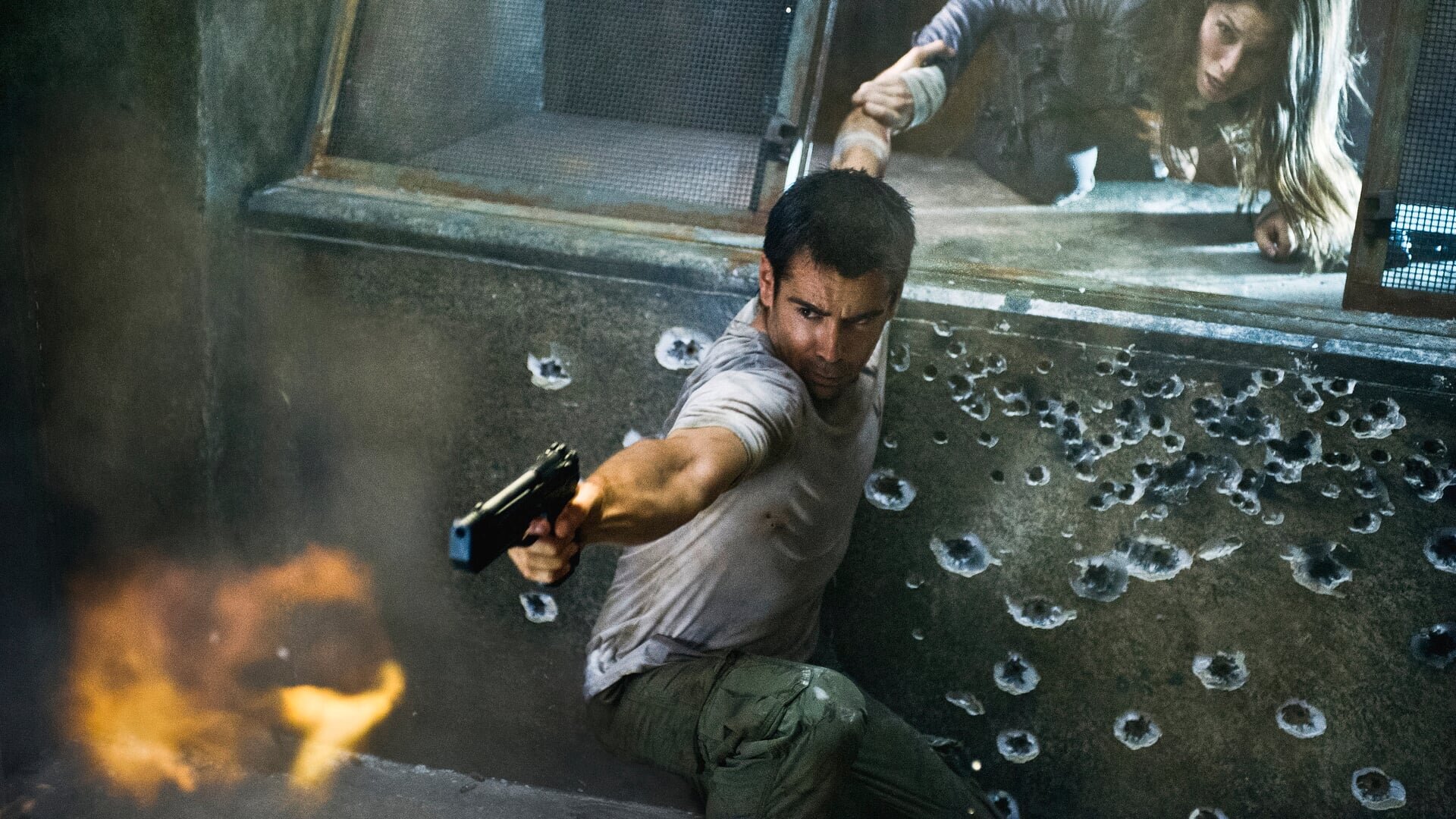Colin Farrell begint te twijfelen aan alles en iedereen in Total Recall ...