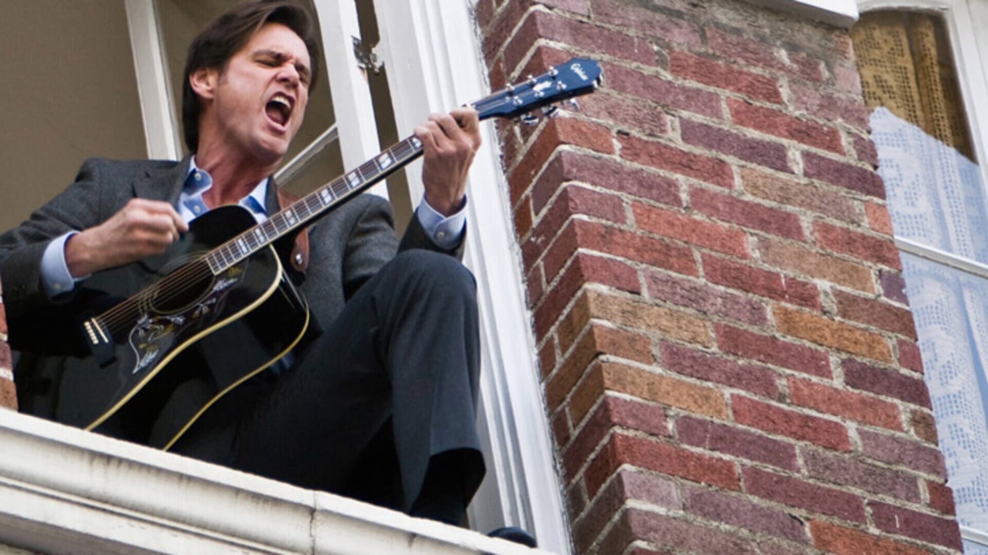 Jim Carrey kan geen nee zeggen in Yes Man - TVgids.nl