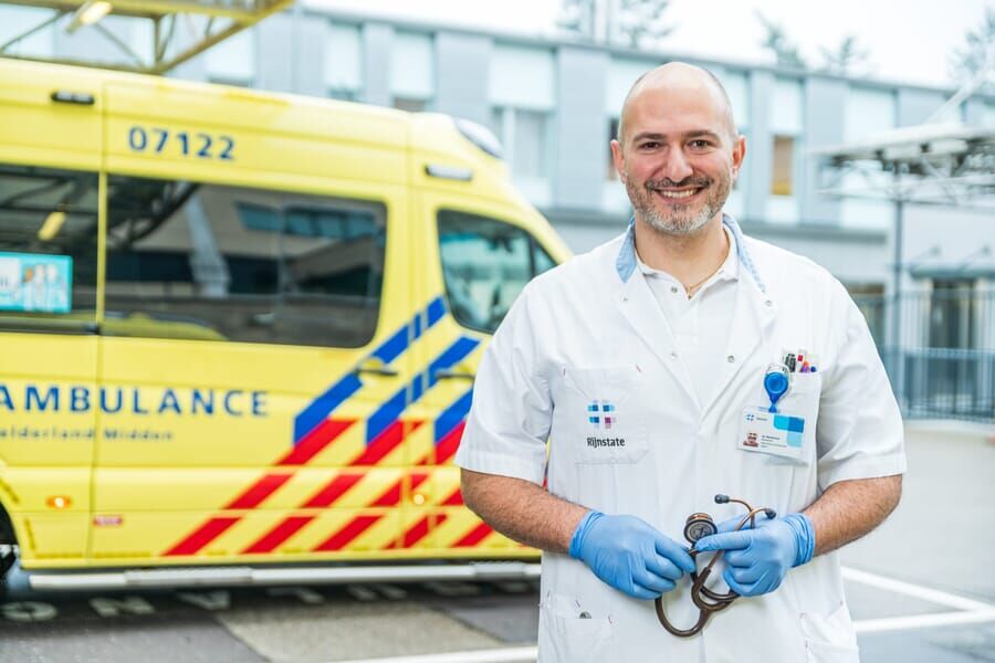 Het nieuwe EO-programma Op de Spoed gaat van start op NPO1 - TVgids.nl