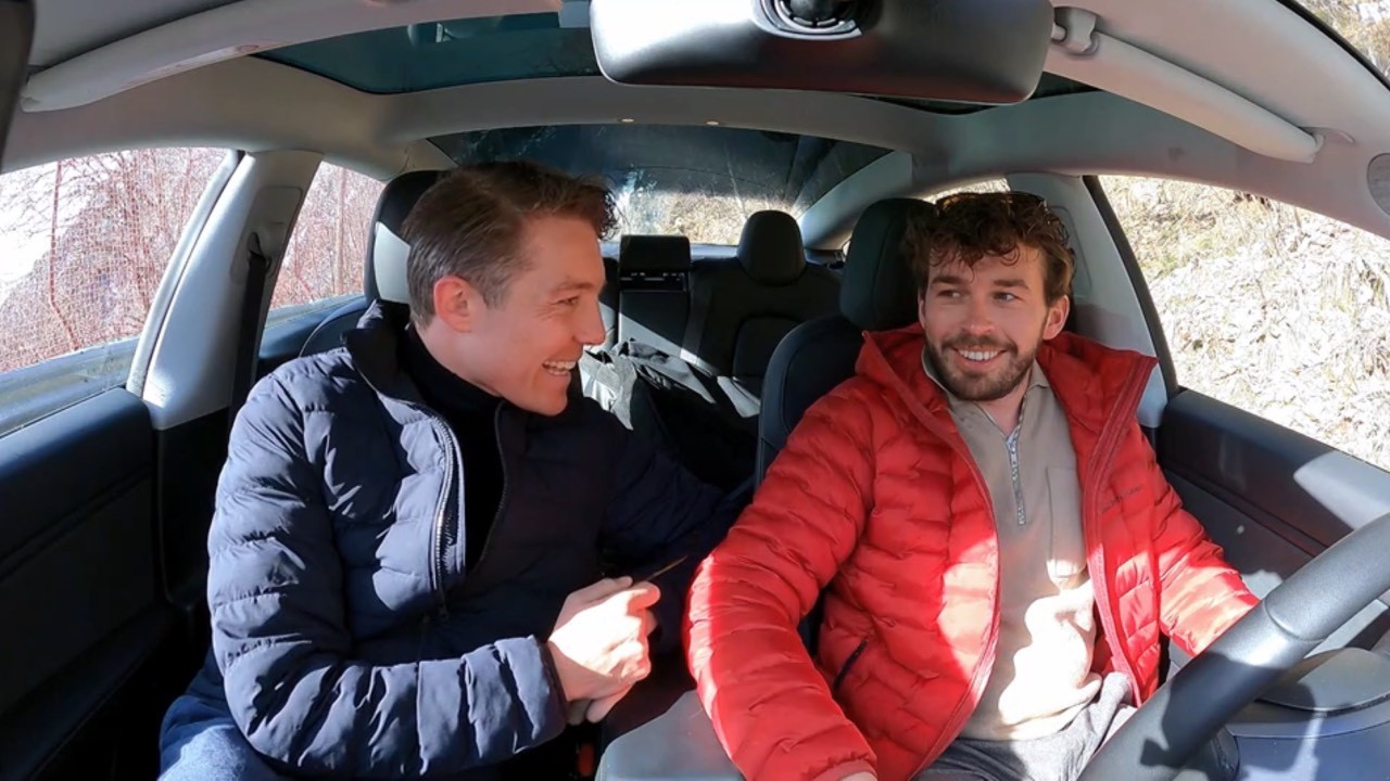 Winter Vol Liefde-Benjamin krijgt een benauwd gevoel van Joshua - TVgids.nl