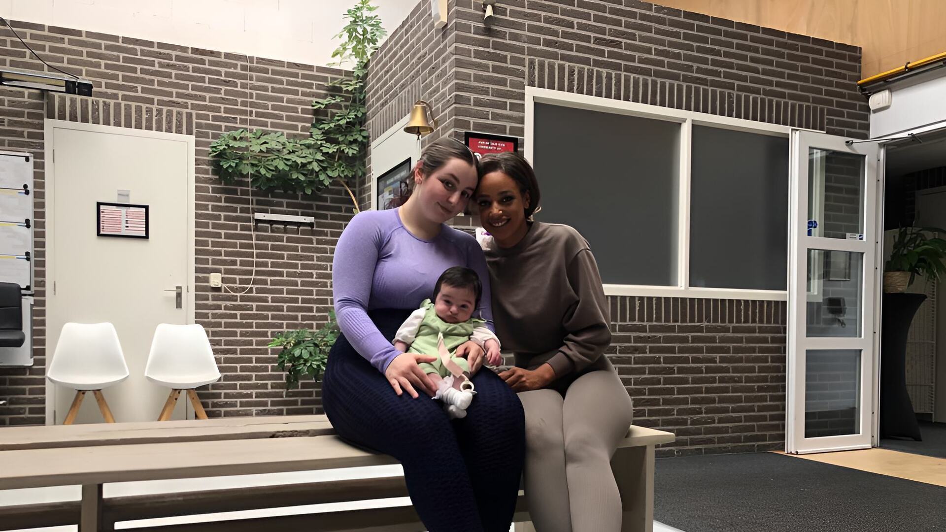 Vanavond op TV: Vier handen op één buik, Urk!, Fast & Furious Presents: Hobbs & Shaw - TVgids.nl