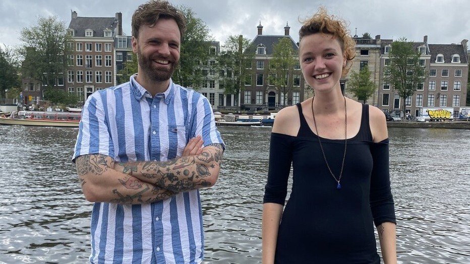 Tim Hofman deelt verdrietig nieuws: Irene overleden - TVgids.nl