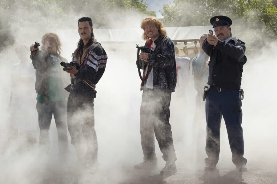 Het leger komt naar Maaskantje in New Kids Turbo - TVgids.nl