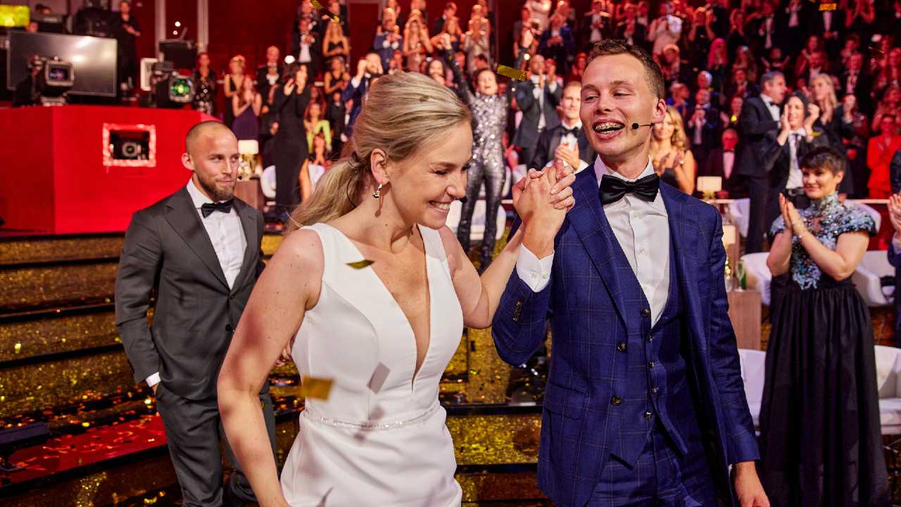 Israel van Dorsten schrijft boek over periode in Ruinerwold - TVgids.nl