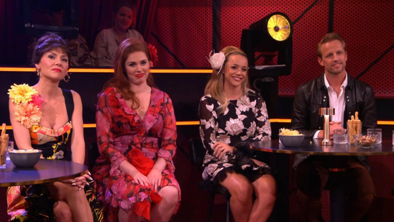 De vijf overgebleven BN'ers halen opnieuw alles uit de kast in Stars on ...