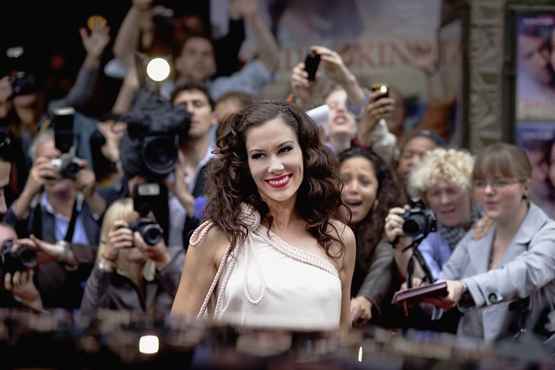 Isabelle: Halina Reijn valt kilo's af - TVgids.nl