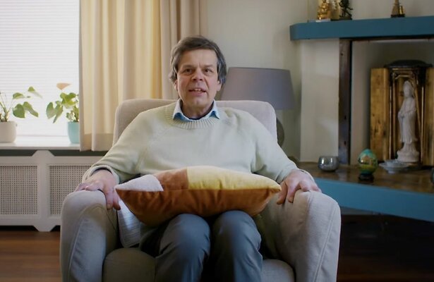 Nieuwe docu Kees Momma vanaf deze dag te zien op Videoland - TVgids.nl