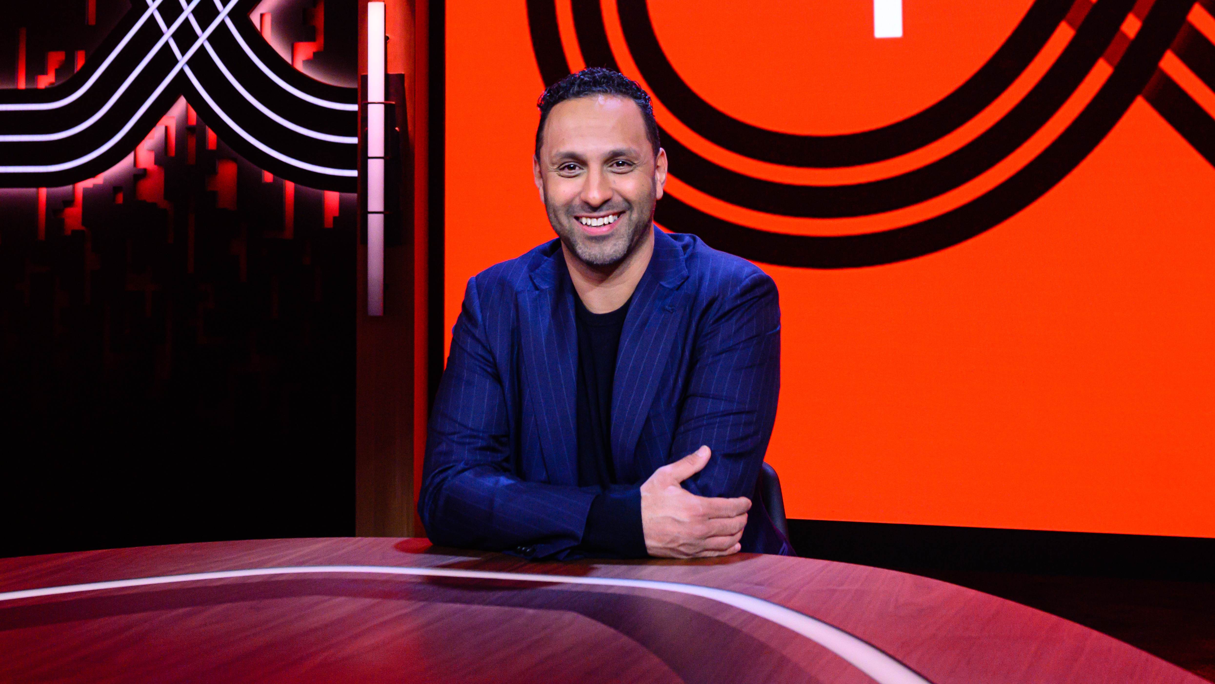 Khalid Kasem keert waarschijnlijk niet terug op televisie: 'Met andere dingen bezig' - TVgids.nl