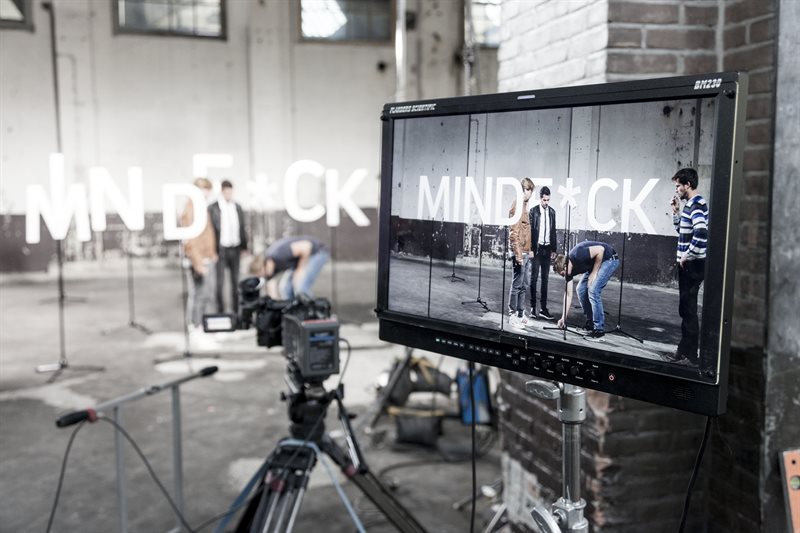 Victor versus Rico Verhoeven - TVgids.nl