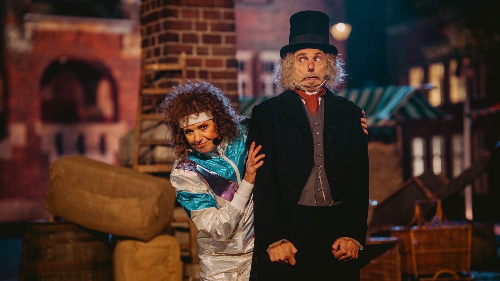 Vanavond op TV: Scrooge live, The masked singer, Casino Royale - TVgids.nl