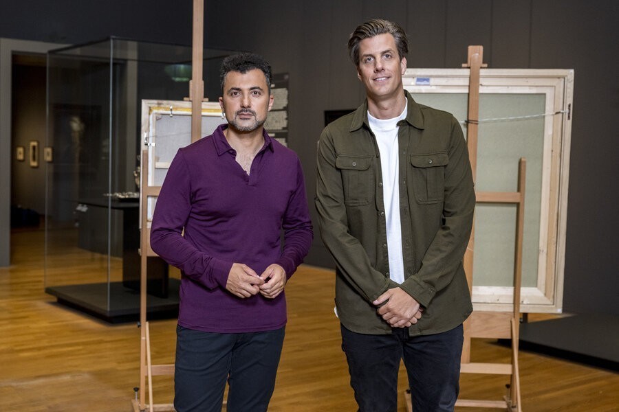 TV-ster Rob Kemps laat zich schilderen in Sterren op het Doek - TVgids.nl