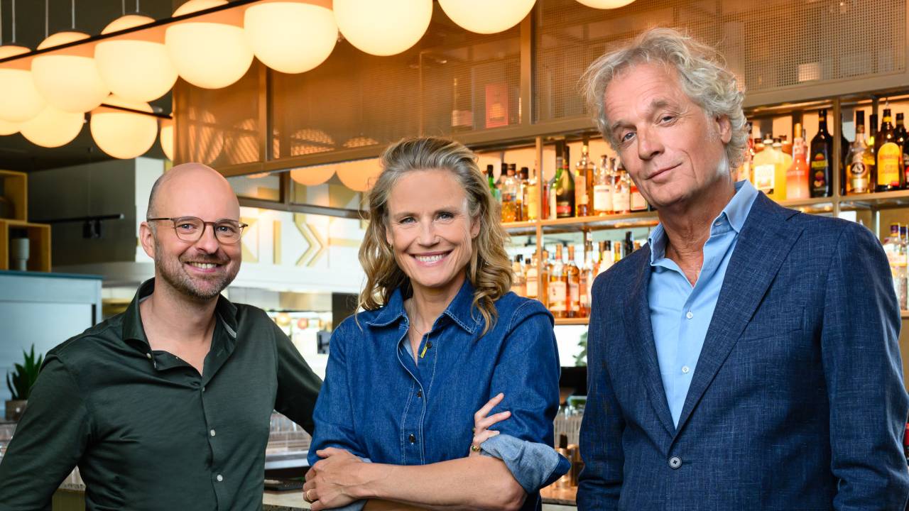 Sophie Hilbrand, Jeroen Pauw én Tim de Wit in september te zien met Bar ...