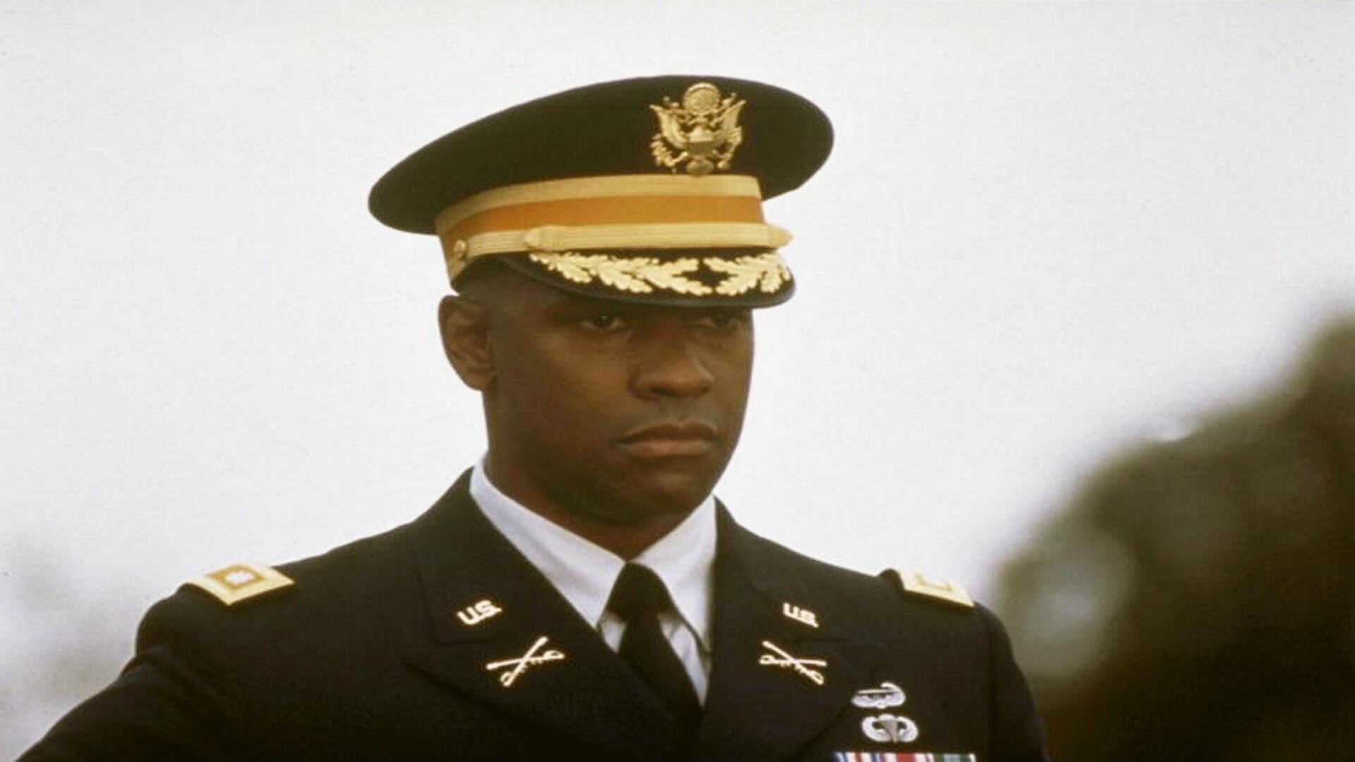 Denzel Washington wil de waarheid boven tafel in Courage Under Fire ...