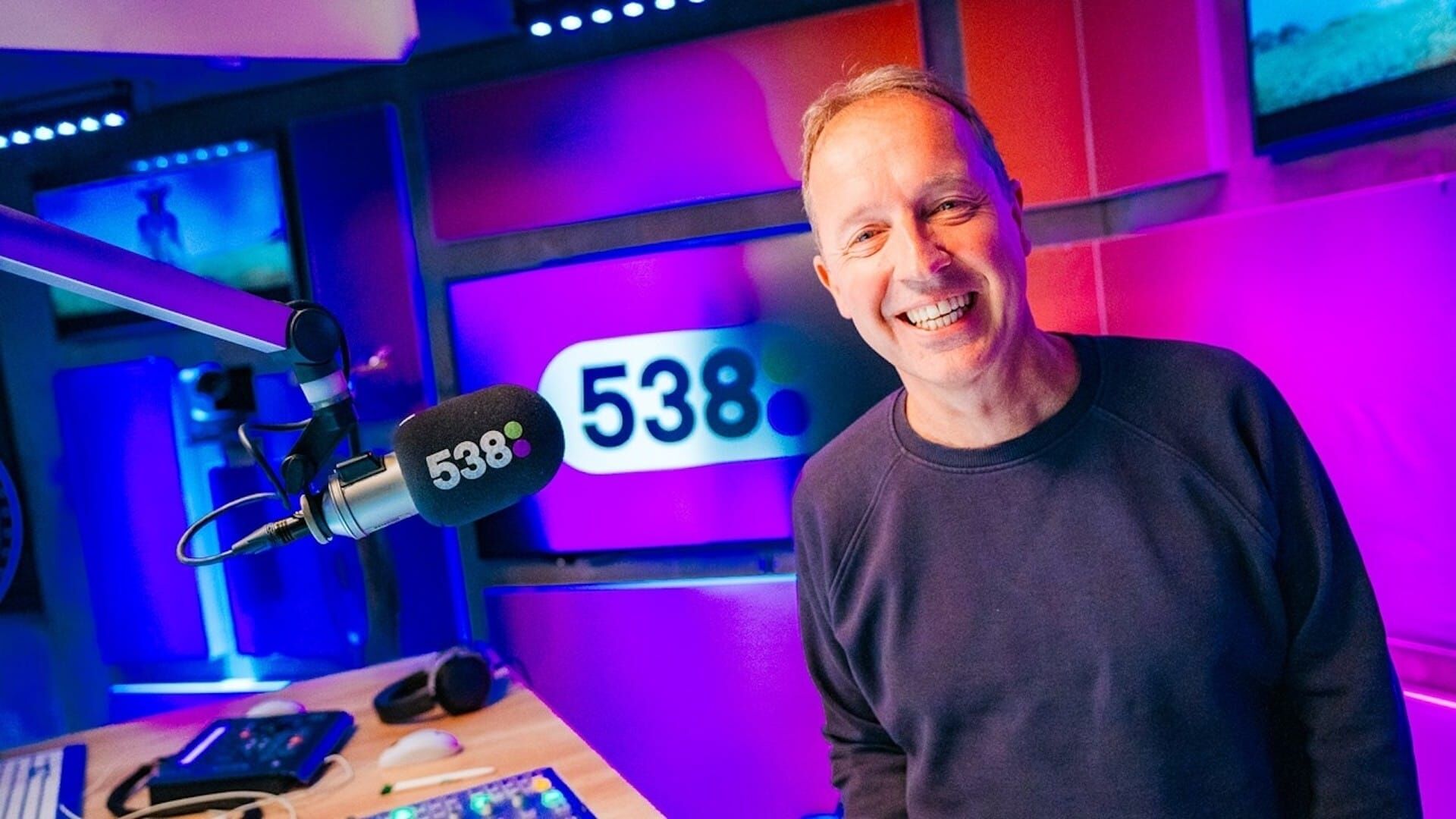 SBS6 zendt de terugkeer van Edwin Evers bij Radio538 live uit - TVgids.nl