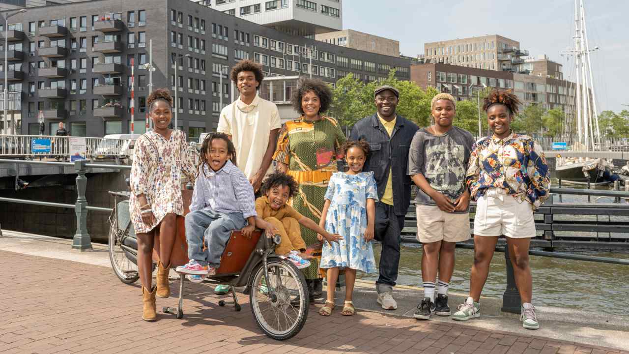 Cynthia Cudogham licht een tipje van de sluier op over nieuw seizoen Een Huis Vol - TVgids.nl