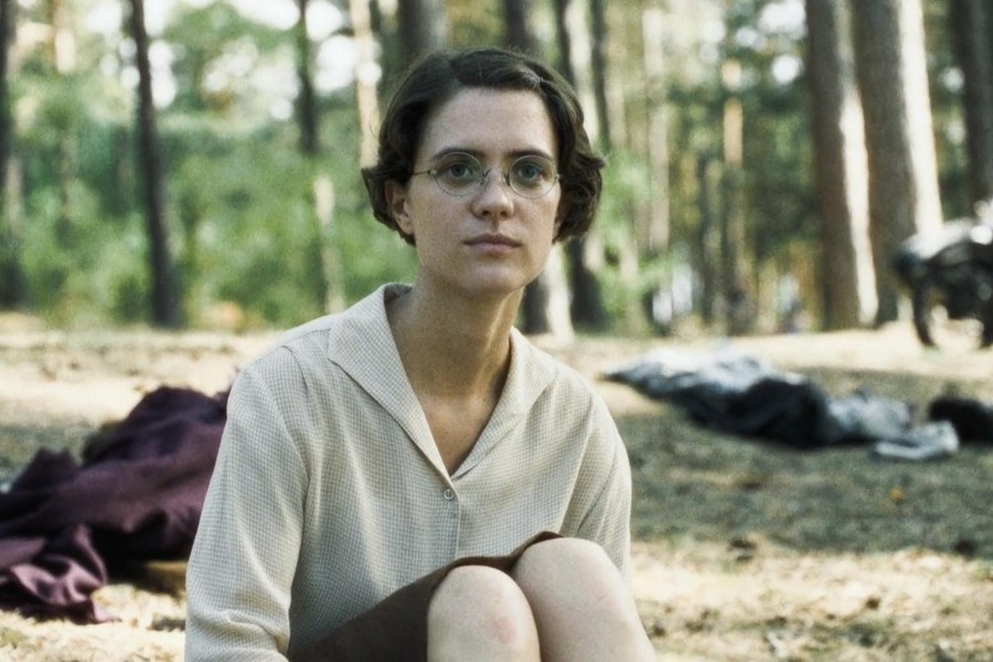 In Liebe, Eure Hilde (Film, Arthouse, 2024) kijken - TVgids.nl