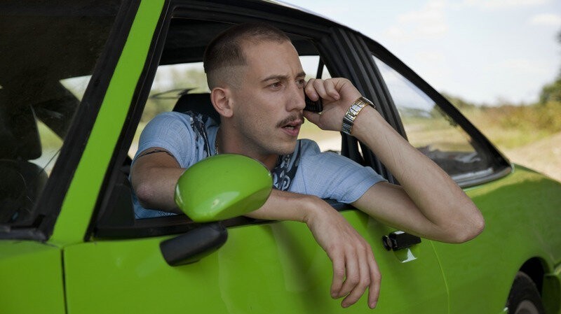 Beuken met Barry Butsers in New Kids Turbo - TVgids.nl