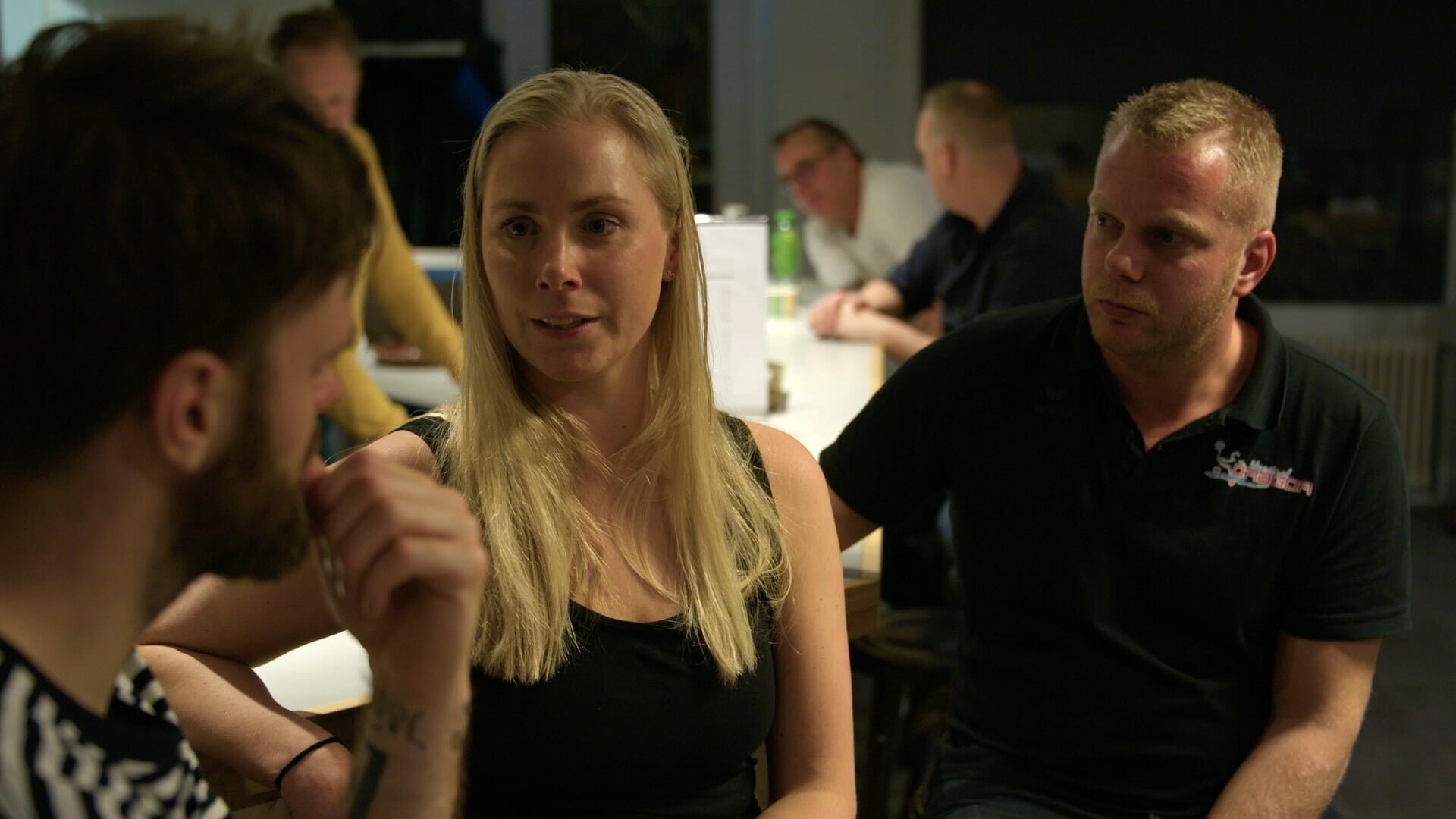 Tim Hofman maakt kennis met de 32-jarige Maaike in nieuwe aflevering Over Mijn Lijk - TVgids.nl