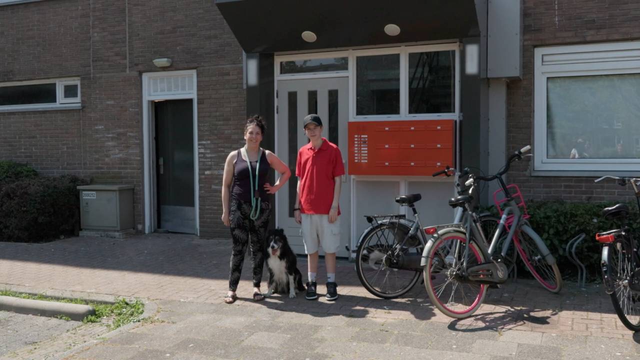 De TV van gisteren: Kijkers verbouwereerd om Steenrijk Straatarm ...