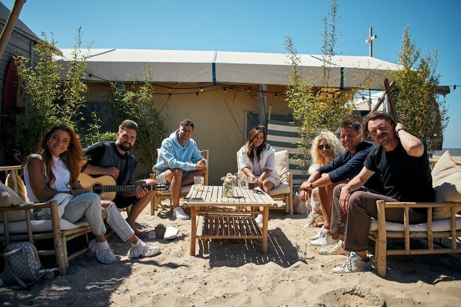 Sor, Milow en OG3NE sluiten eerste seizoen Strandgasten af - TVgids.nl