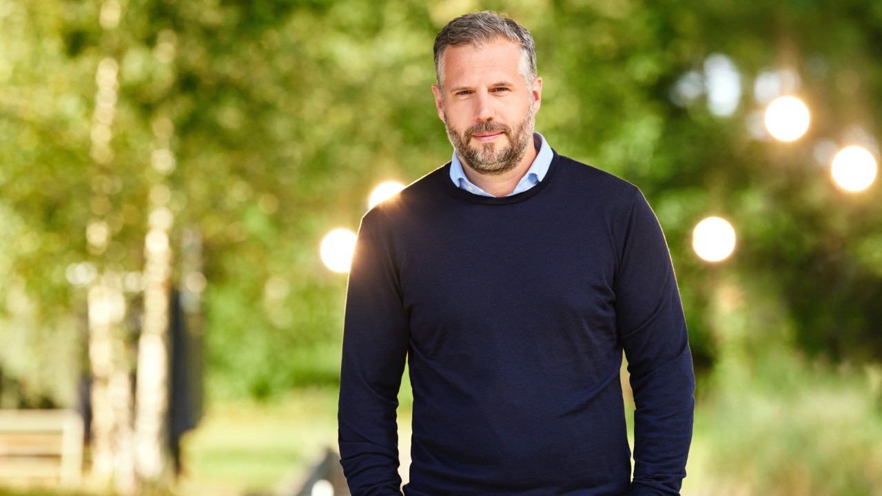 Dit vindt Tijl Beckand van de kritiek op zijn presentatieklussen ...