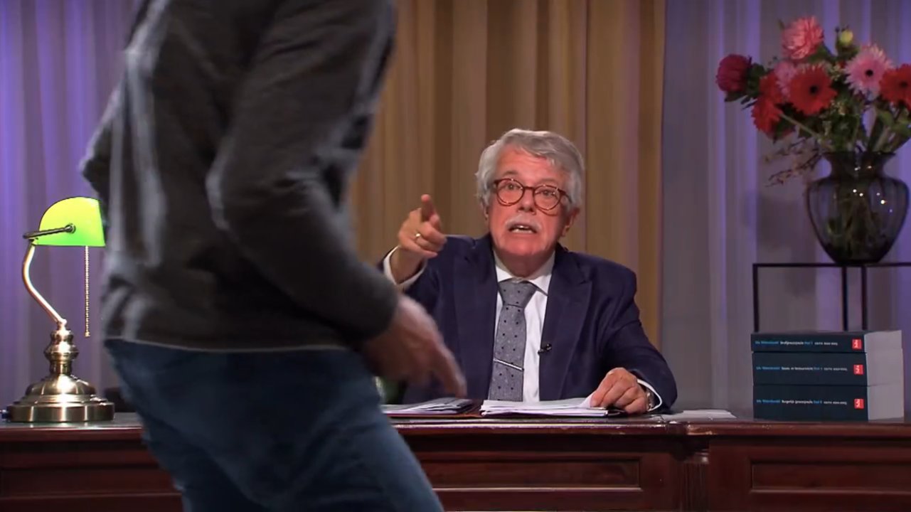 Video: De heftigste ruzies van Mr. Frank Visser Doet Uitspraak op een rij - TVgids.nl
