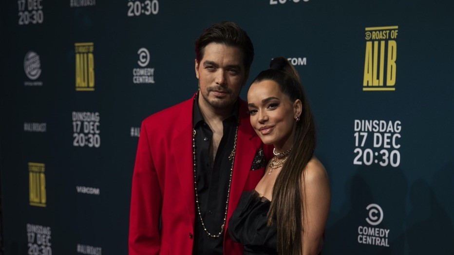 Bibi en Waylon in verwachting van tweede kind samen - TVgids.nl