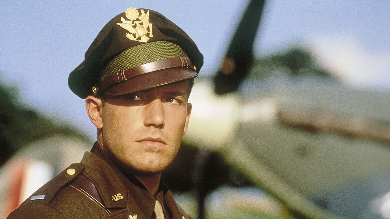 Ben Affleck en Josh Hartnett belanden in de oorlogsfilm Pearl Harbor in ...