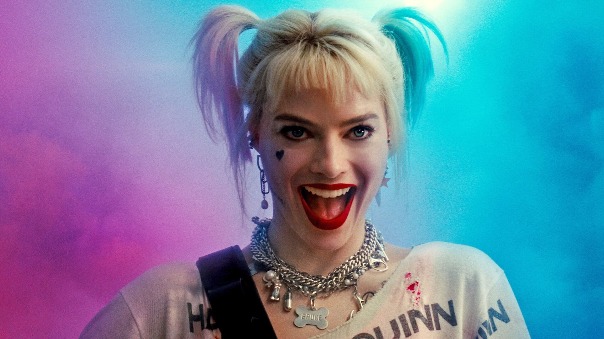 Margot Robbie heeft heus geen liefdesverdriet in Birds of Prey - TVgids.nl