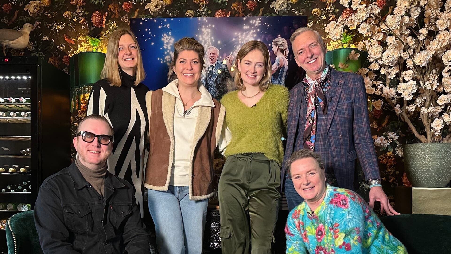 Dave von Raven en Pauline Wingelaar bezoeken Code Rosé in Chateau ...