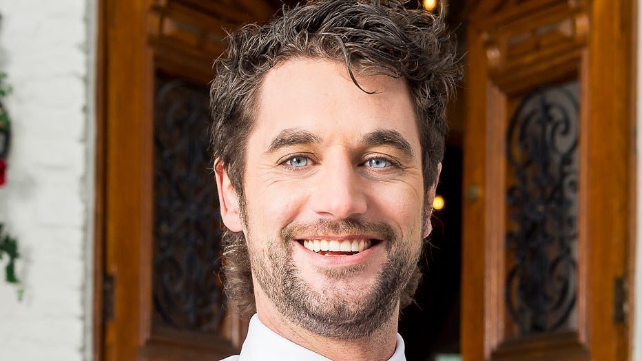 First Dates-barman Victor nu zelf weer vrijgezel - TVgids.nl